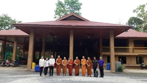 สำนักงานพระพุทธศาสนาจังหวัดมุกดาหาร ร่วมลงพื้นที่นำตรวจสภาพป่า ลักษณะ ...
